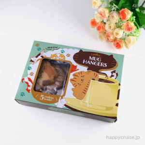 え！370円なの!?【カルディ】マグカップにぶらさがり『ねこクッキー』は見つけたら即買い確定！ | HAPPY CRUISE ハッピークルーズ